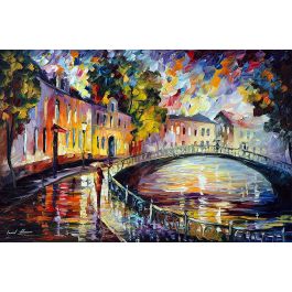 MAGIC BRIDGE IN THE OLD CITY